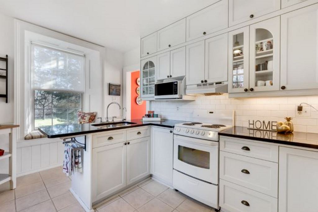 105 Rathwell Rd Perth – Photos – Stone Homes For Sale In Ontario