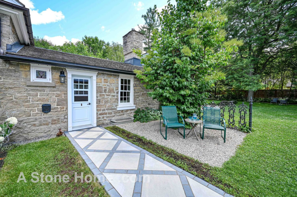 106 Brock Street Merrickville – photos – A Stone Home .com